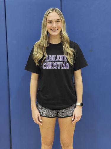 Payton Hull on home stretch of dominant run in Peaster athletics ...