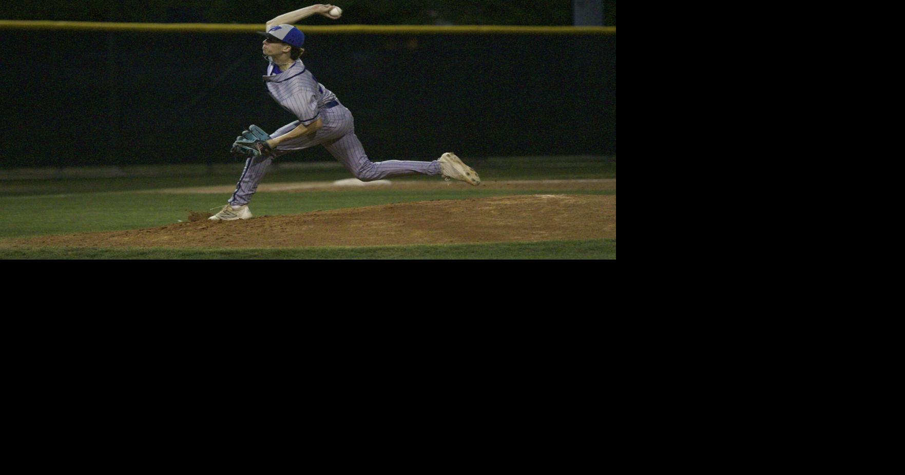 Roos win pitcher's duel for Lake Ridge sweep | Sports ...