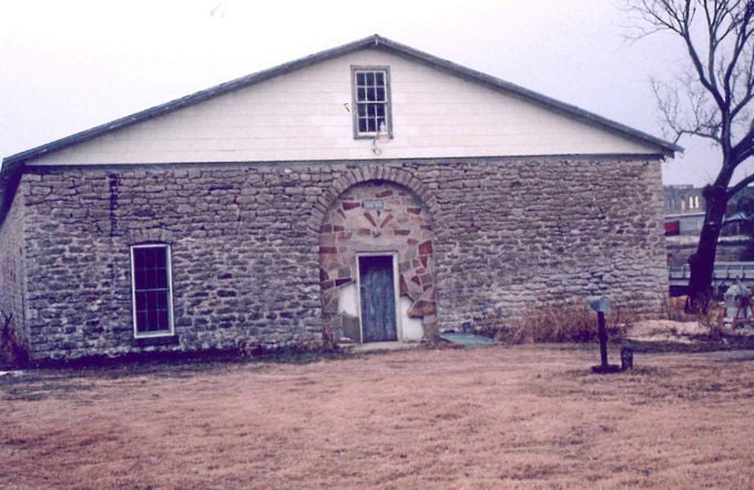 MEMORIES: A tale of two buildings | Columns | weatherforddemocrat.com