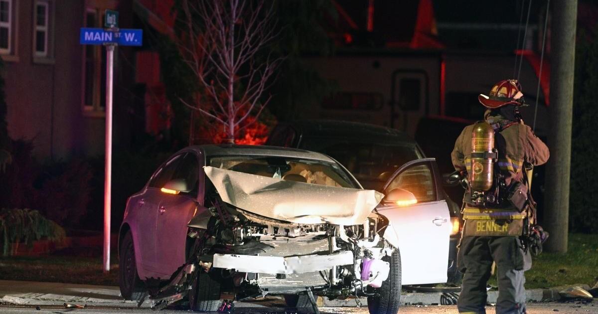 Port Colborne homes evacuated after gas line severed by crash