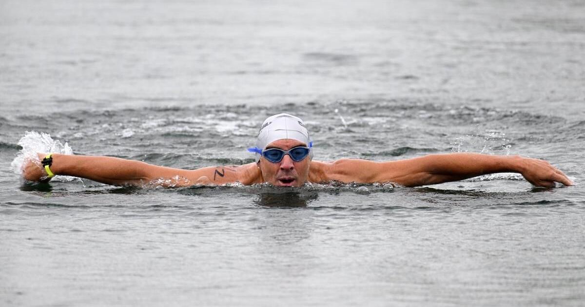 Hamilton man goes for world-record at Welland Canal Open Water Swim Sunday