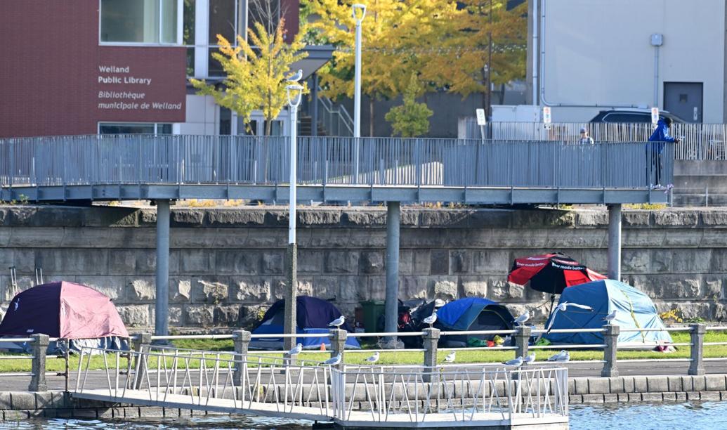 Homeless encampment behind Welland city hall gone