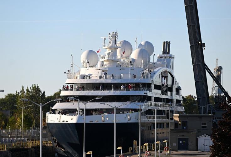 Great Lakes cruise ship season winding down