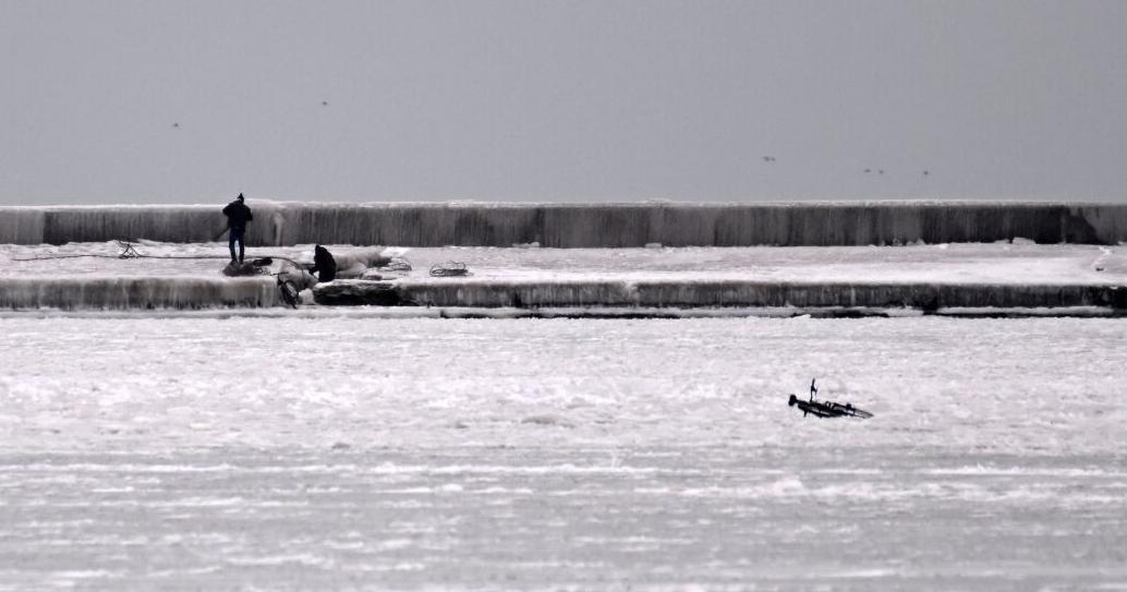 Cable theft on breakwall iced by police