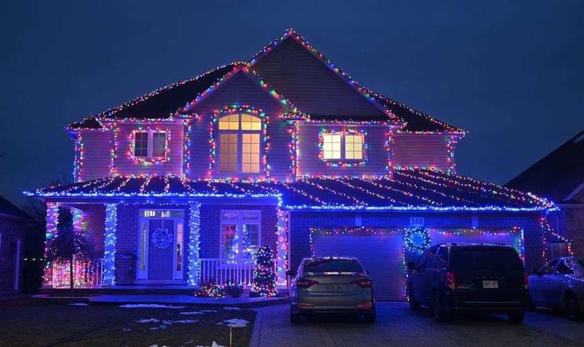 Colourful Christmas displays light up Niagara