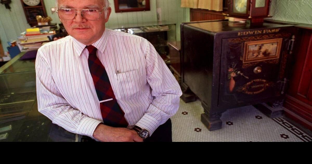 Obituary: Edwin Pass was third-generation watchmaker in landmark ...