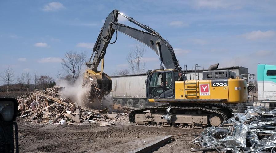 Photos: Dain City Tavern demolished