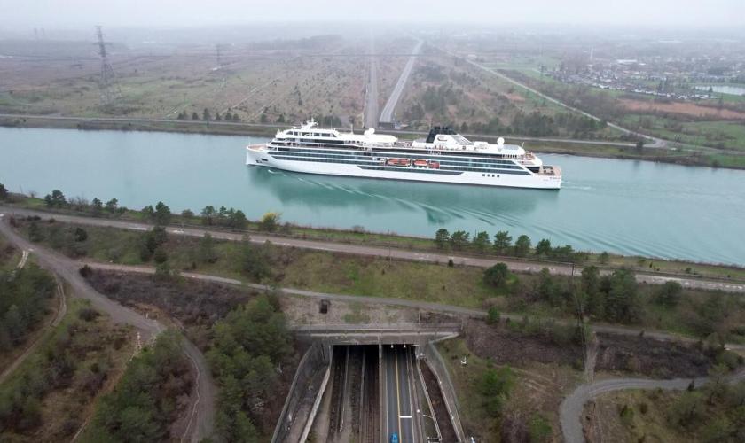 Cruise ships return to Great Lakes as Viking Octantis docks in Port ...