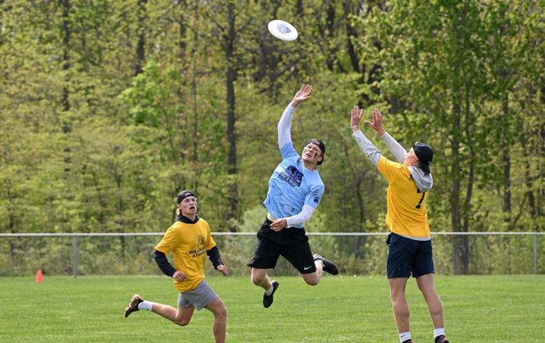 Frisbees fly during SOSSA Ultimate championships in Port Colborne