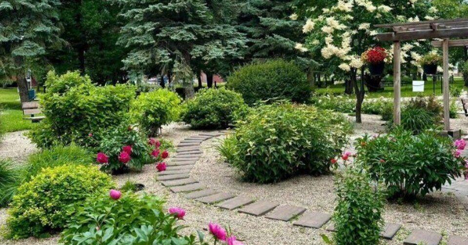 Holiday Avenue Project gearing up for summer garden tour