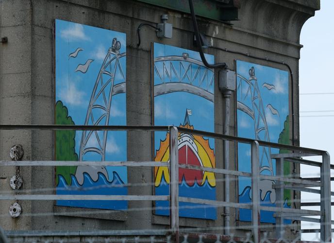 Murals brighten Port Colborne’s Main Street Bridge