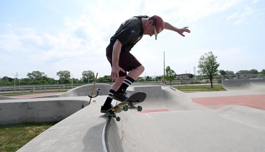 Photos: Sweltering day at the skatepark