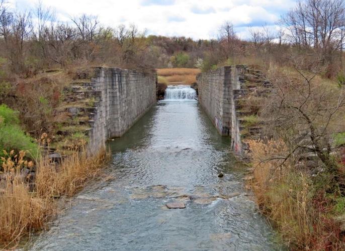Yesterday and Today: A schooner transiting Lock 17 of the third Welland ...