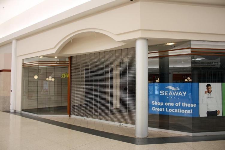 Seaway Mall aims to fill space as stores close