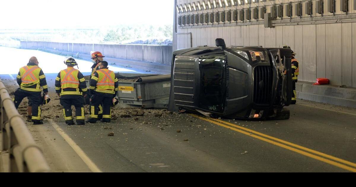 Photos: Single-vehicle crash closes Welland’s Townline Tunnel
