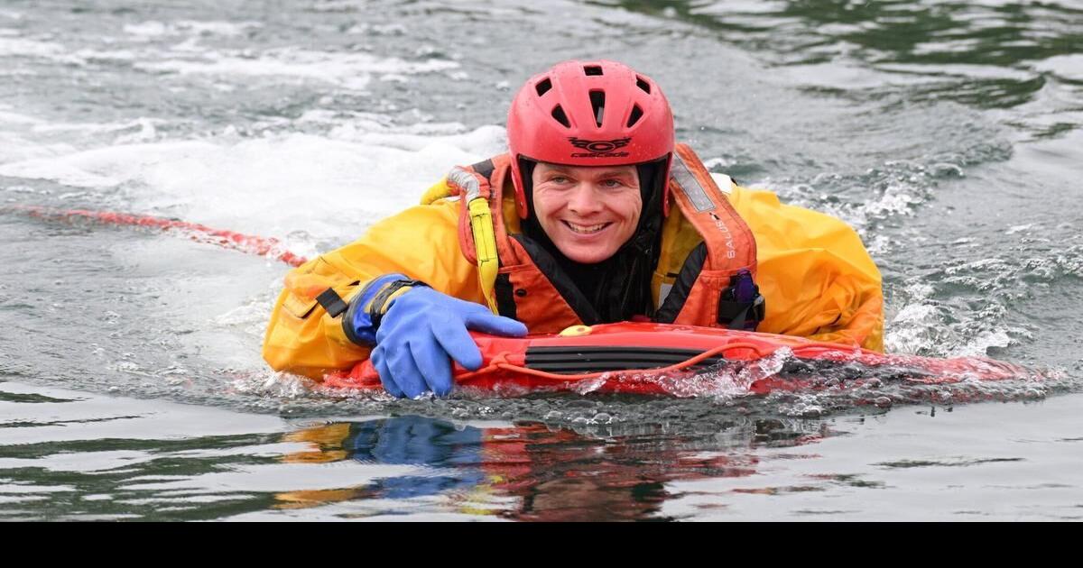 Water rescue robot put through paces on Welland waterway