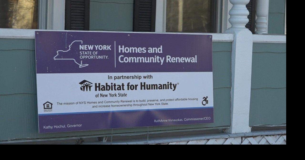 A Corning Family is welcomed to their new Habitat For Humanity Home ...