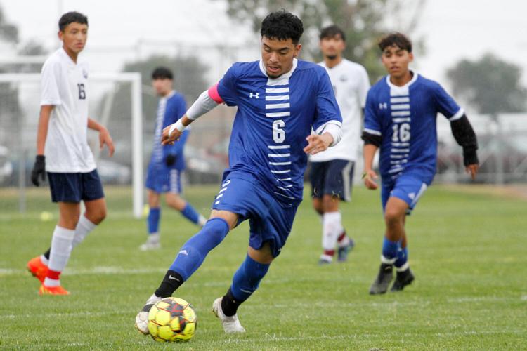 Gonzalez kicking up a ruckus for two Fort Lupton sports | Archives ...