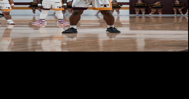 Andrew Enciso instilling new culture in Tolleson basketball | Sports ...