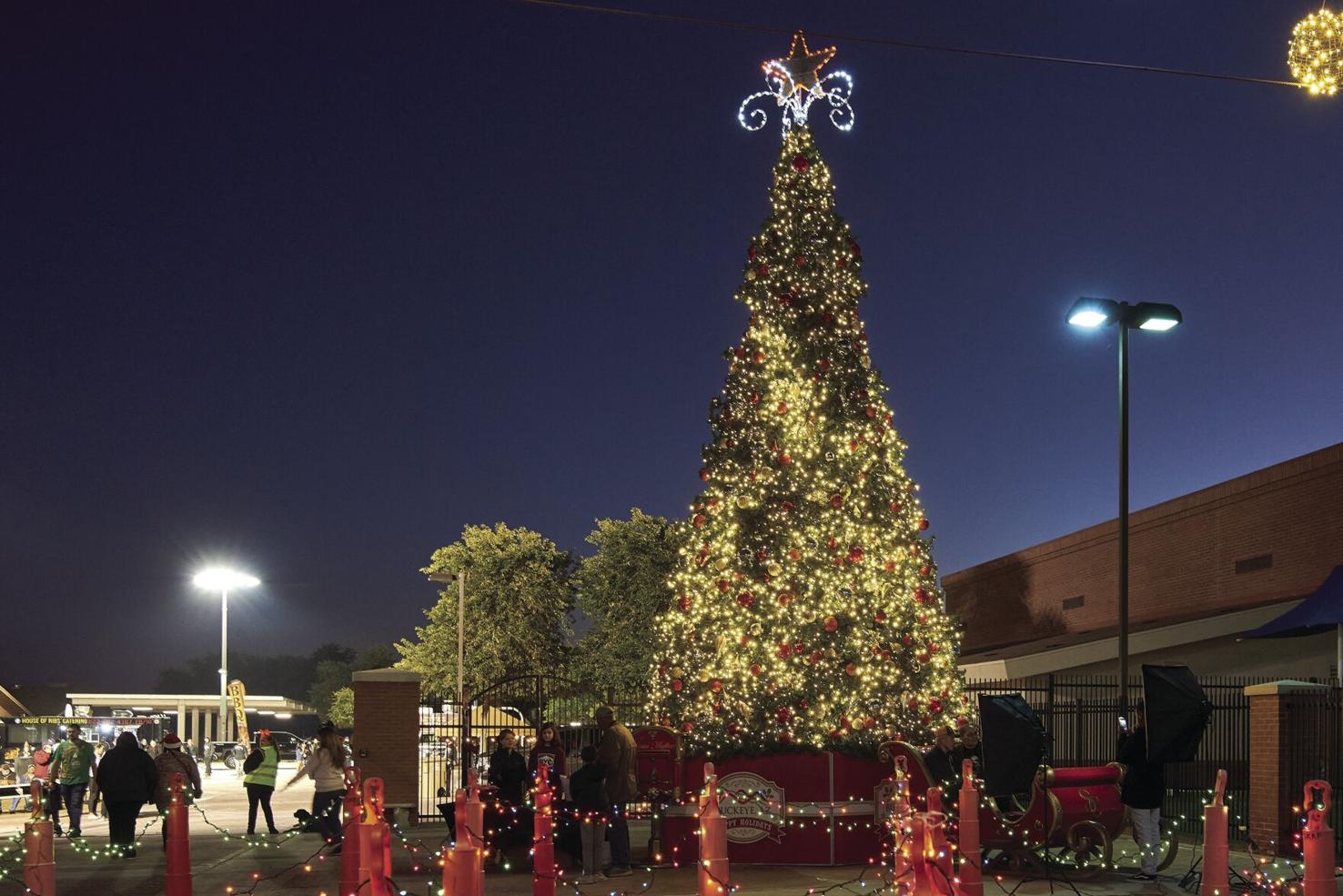 Glow on Monroe Parade returns to Buckeye | Features | westvalleyview.com