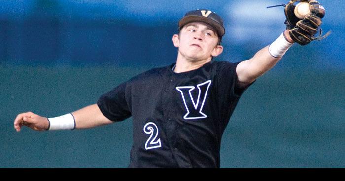 Verrado baseball drops playoff opener | Archives | westvalleyview.com