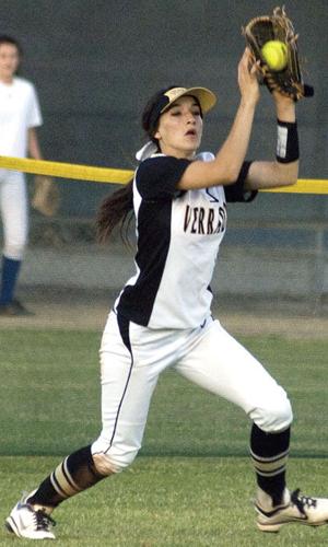 Verrado softball stars sign letters of intent | Archives ...