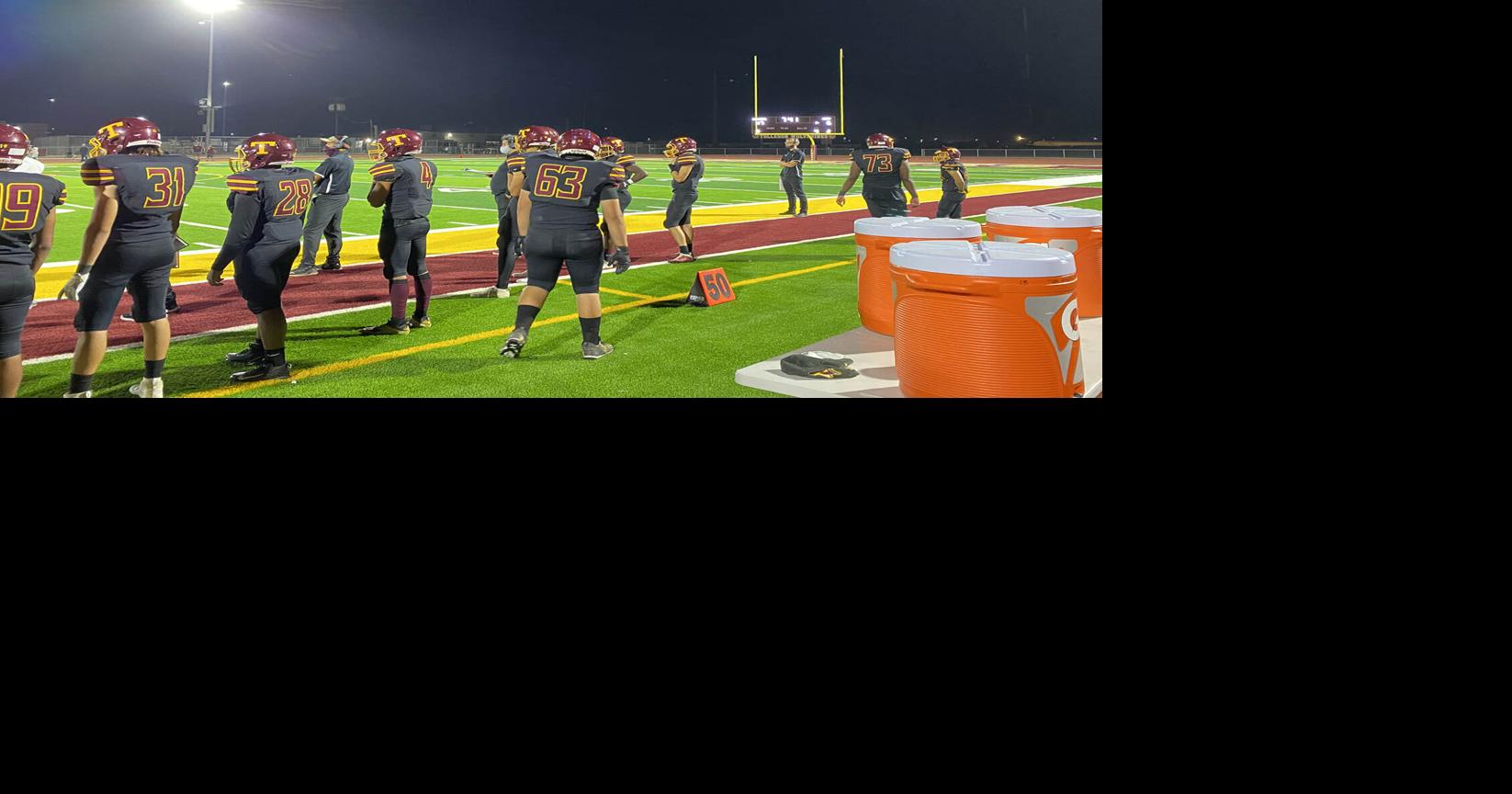 Tolleson celebrates senior night with big win | Sports | westvalleyview.com