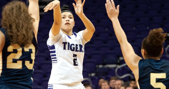 Ahead of the curve | Archives | westvalleyview.com