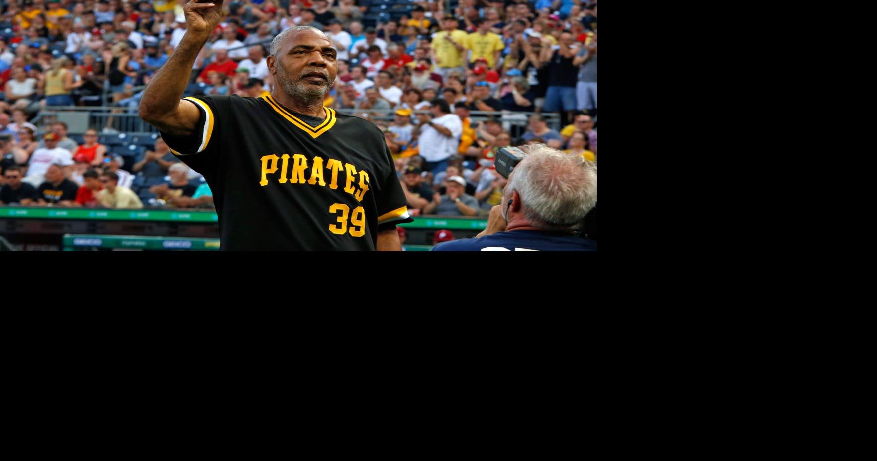 Dave Parker, hard-hitting Hall of Fame outfielder nicknamed 'the Cobra ...