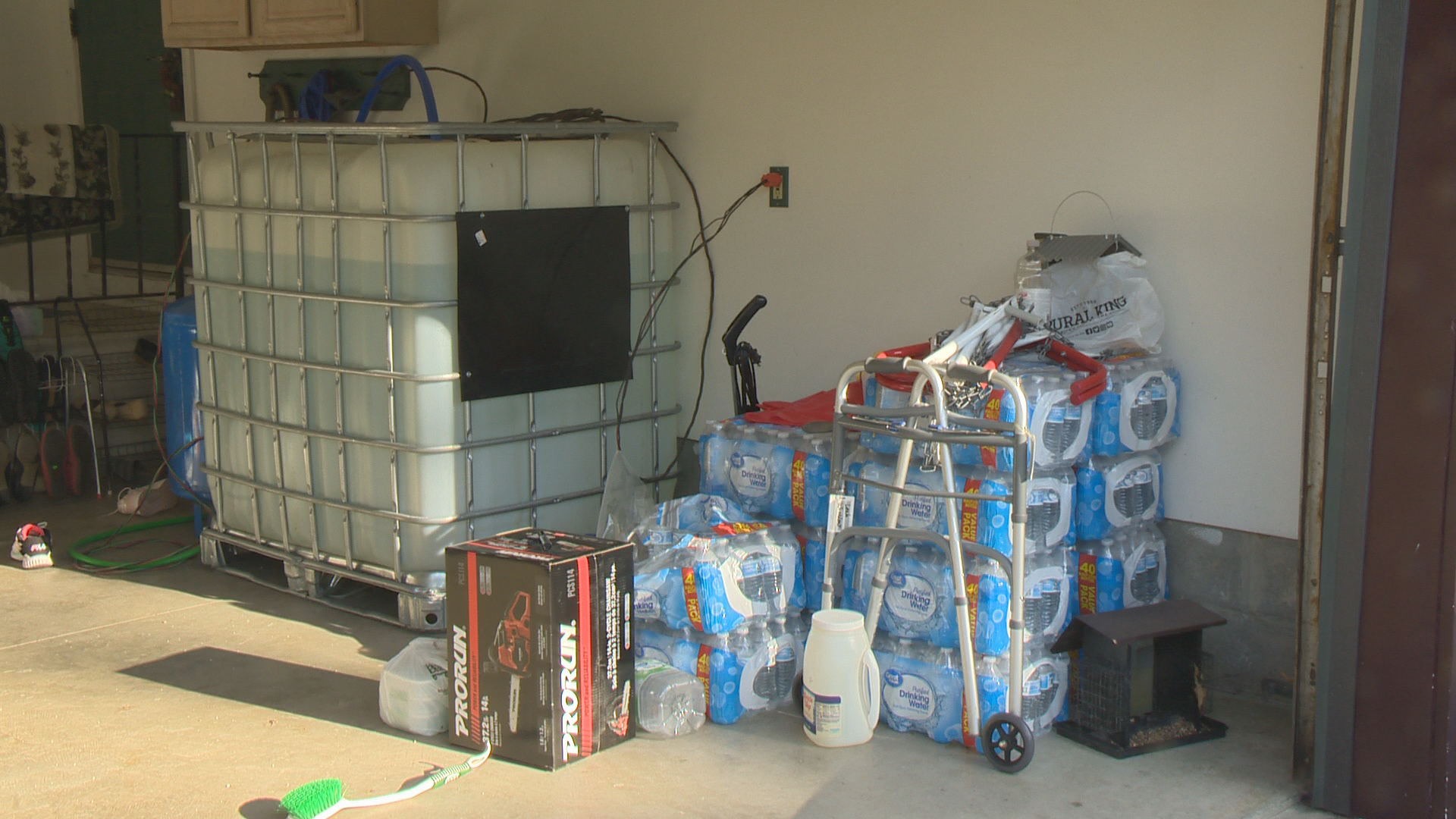 West Farmington resident wells run dry | Local News | wfmj.com