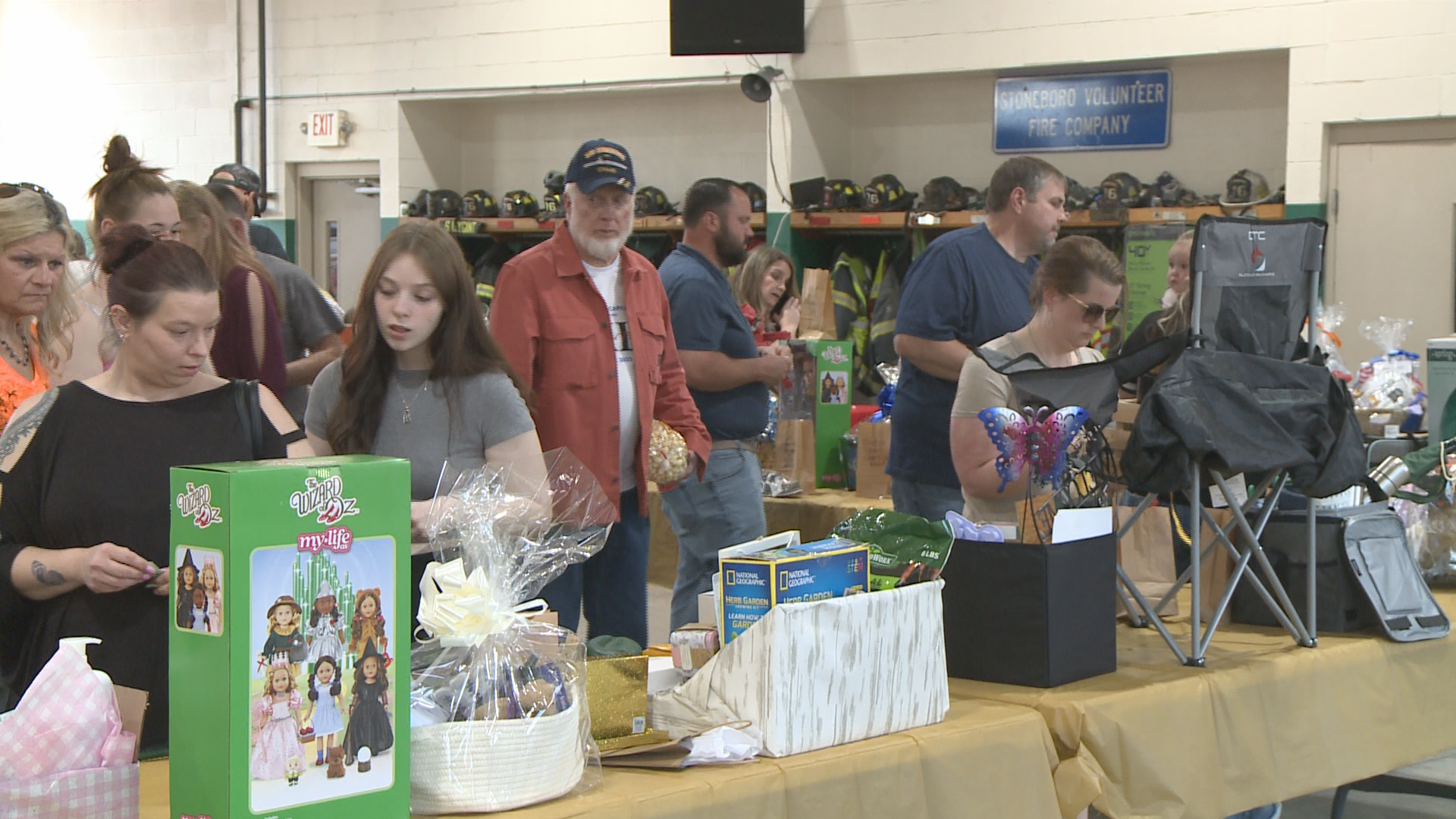Pub 76 holds fundraiser for house fire victims | Local News | wfmj.com