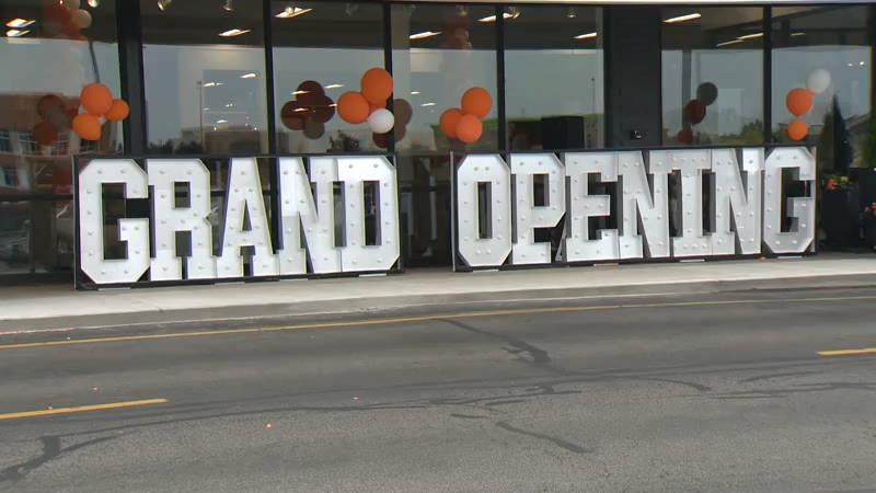 Ashley Furniture celebrates grand opening in Niles | Niles News | wfmj.com