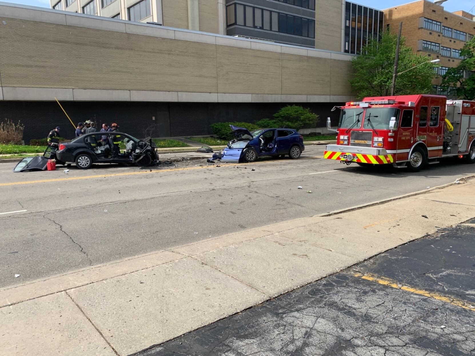 One dead in East Market Street head-on crash in Warren | Warren News ...