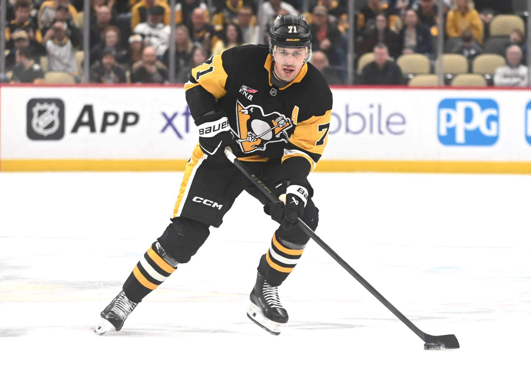 Malkin collects career point 1,399 in return from injury, Penguins race ...