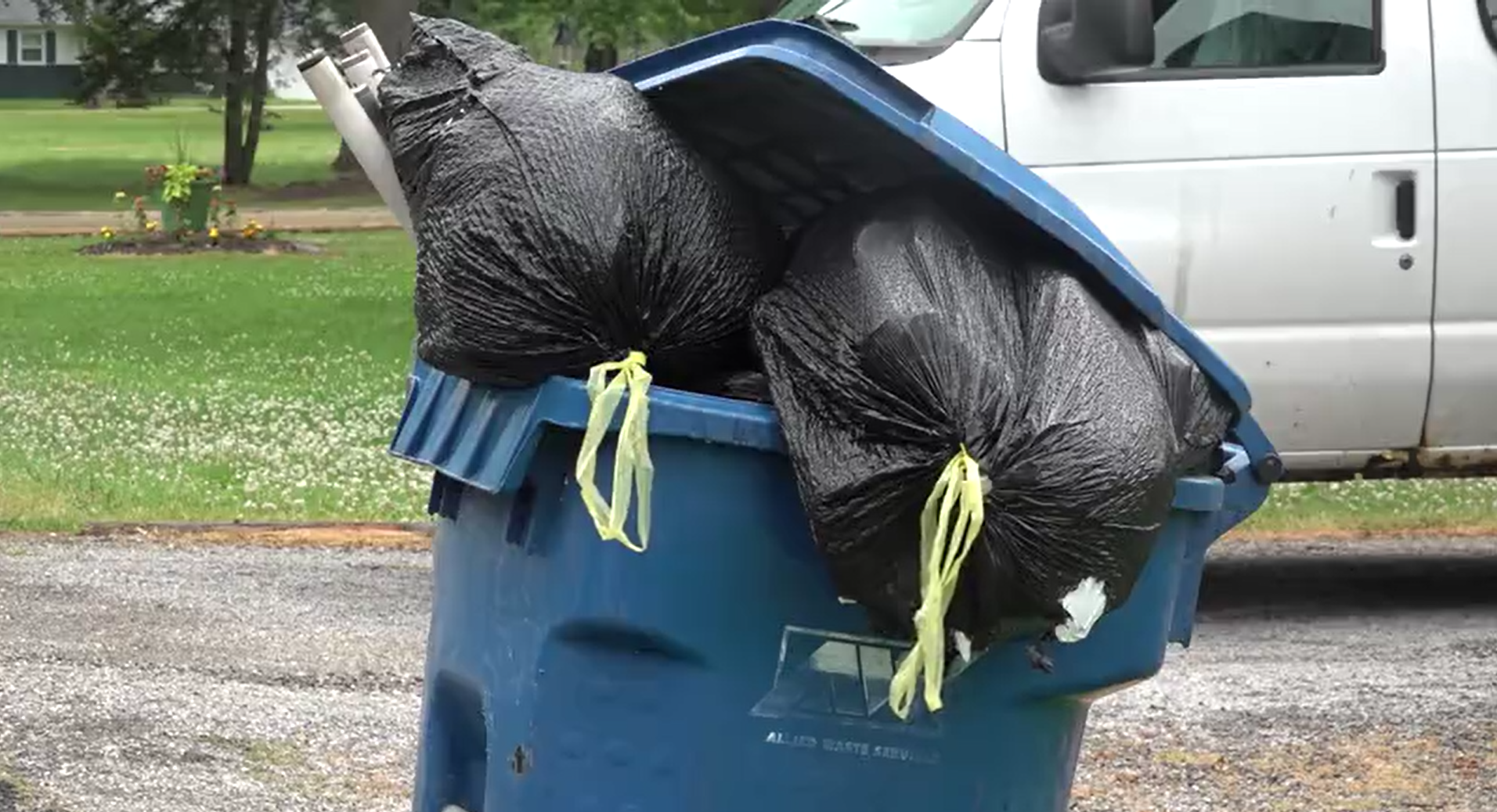 Republic Services weeks late picking up trash in Vienna Township | News ...