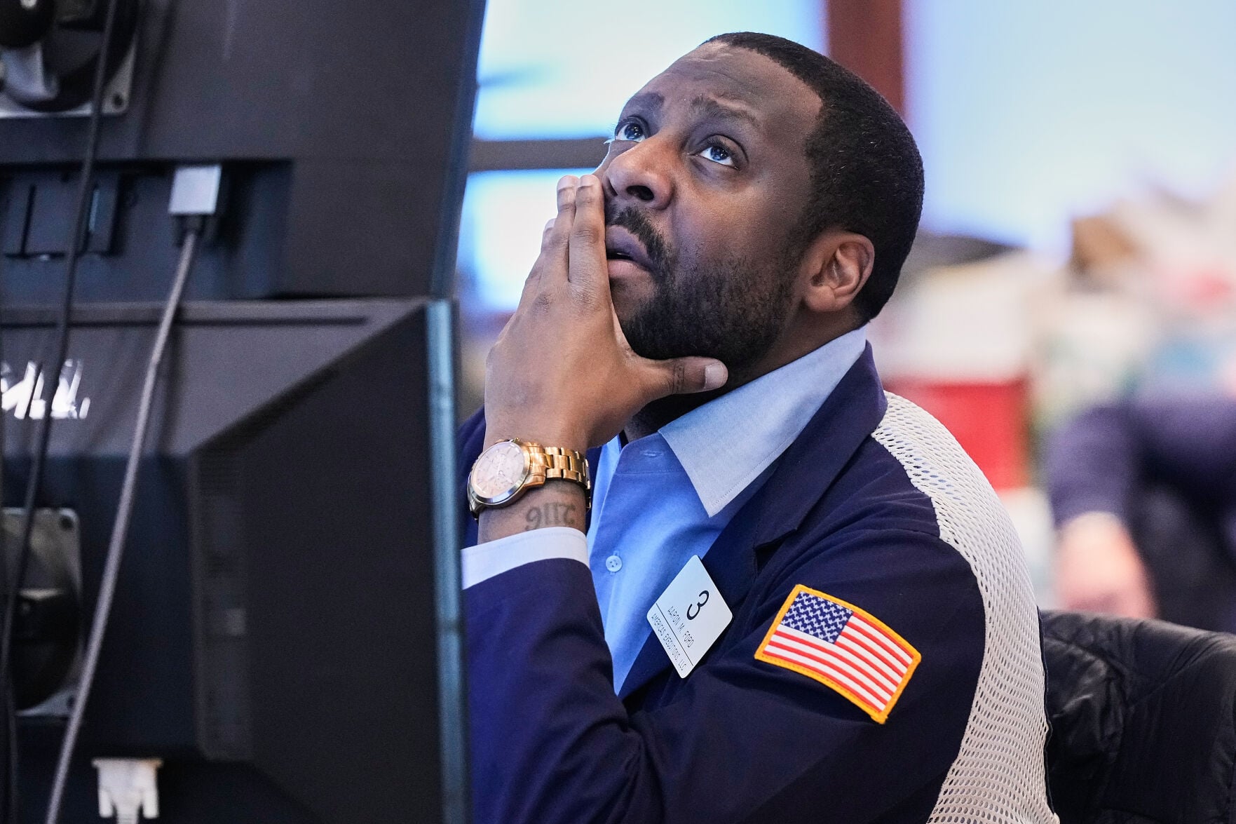 US stocks edge higher following the latest U-turn for oil prices ...