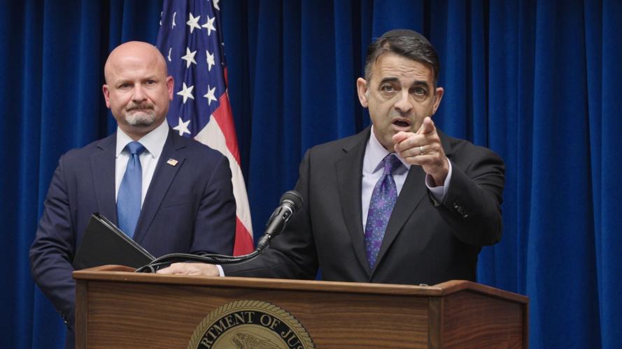 Federal prosecutors charge 15 people with impeding agents during ...