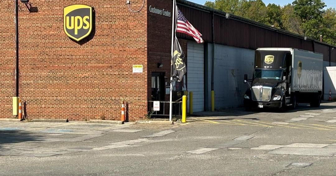 UPS customer counter in Girard to close in November | Archives | wfmj.com