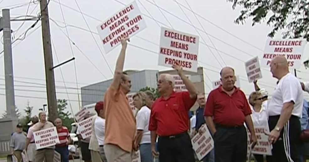 Legislation reintroduced to restore Delphi salaried retirees' pensions ...