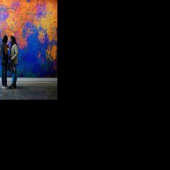 Chinese dissident artist Ai Weiwei debuts in India | News | wfxg.com