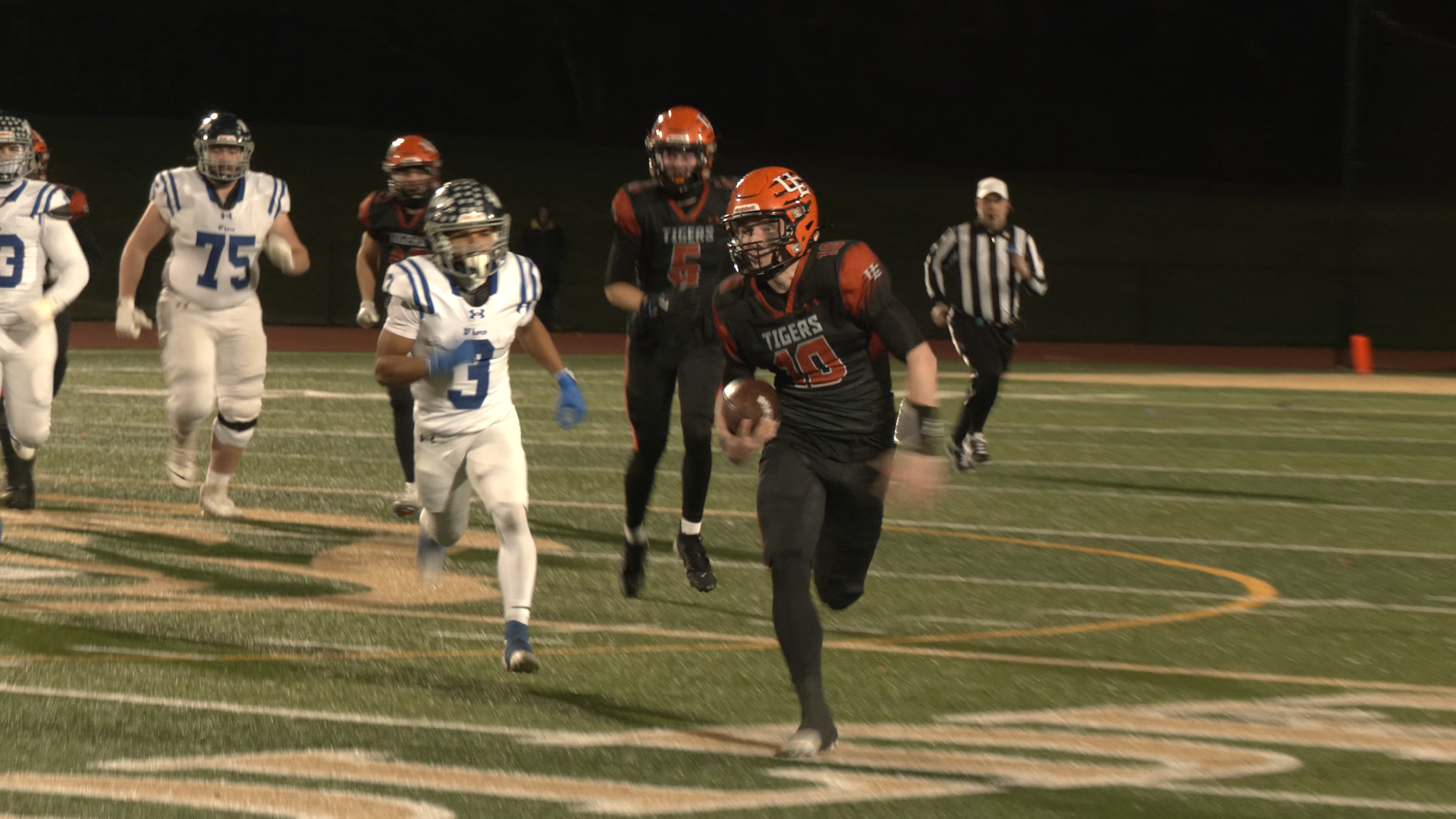Union-Endicott football storms past Whitesboro in regional finals ...