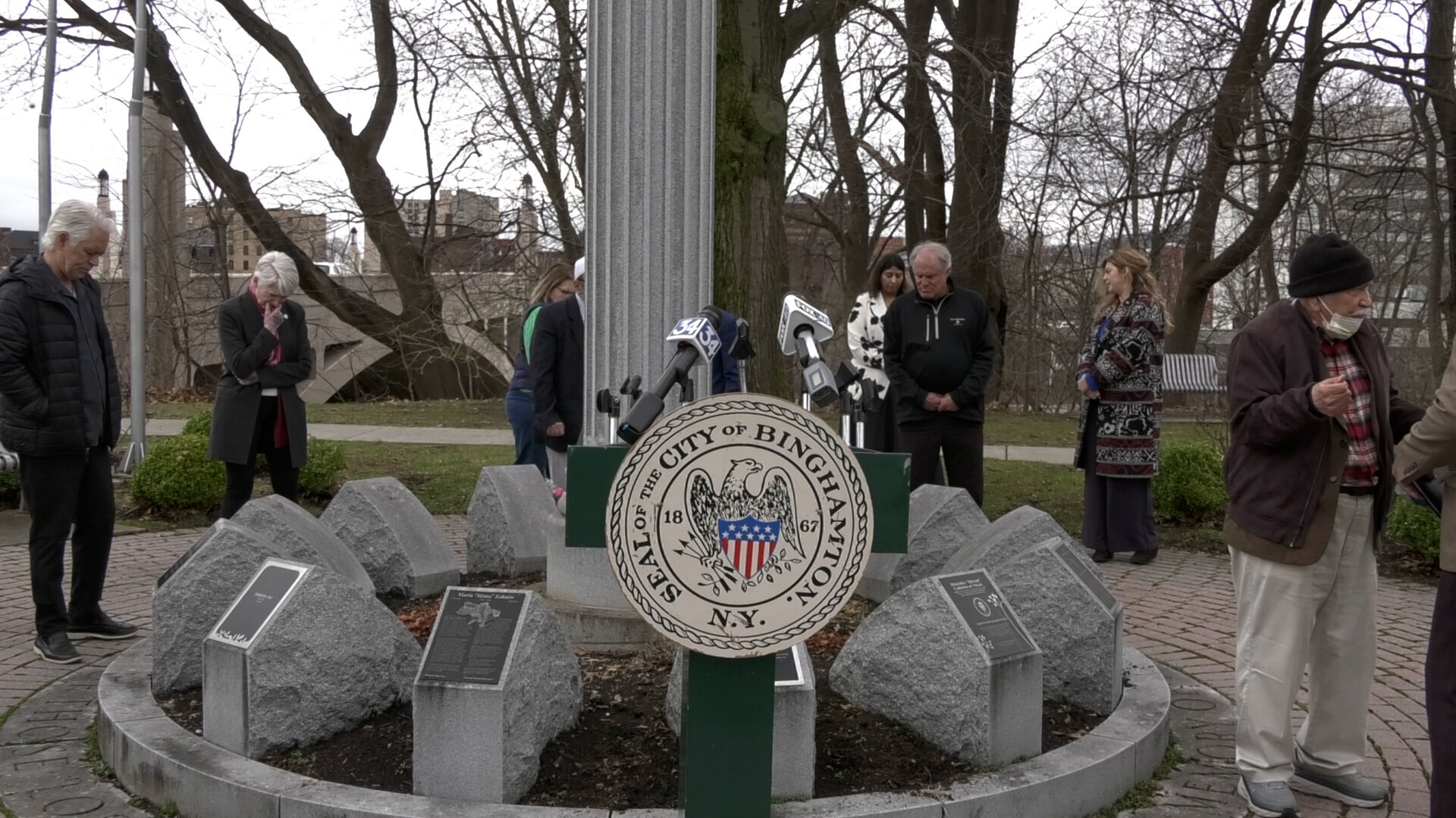 Community Gathers to Honor ACA Shooting Victims | News | wicz.com