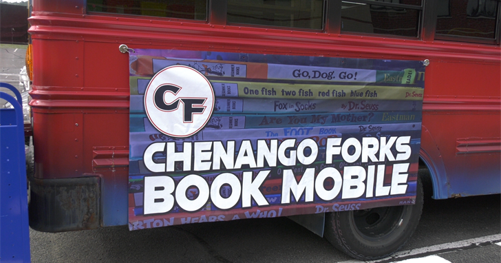 Bookmobile gets books into the hands of kids over the summer | Video ...