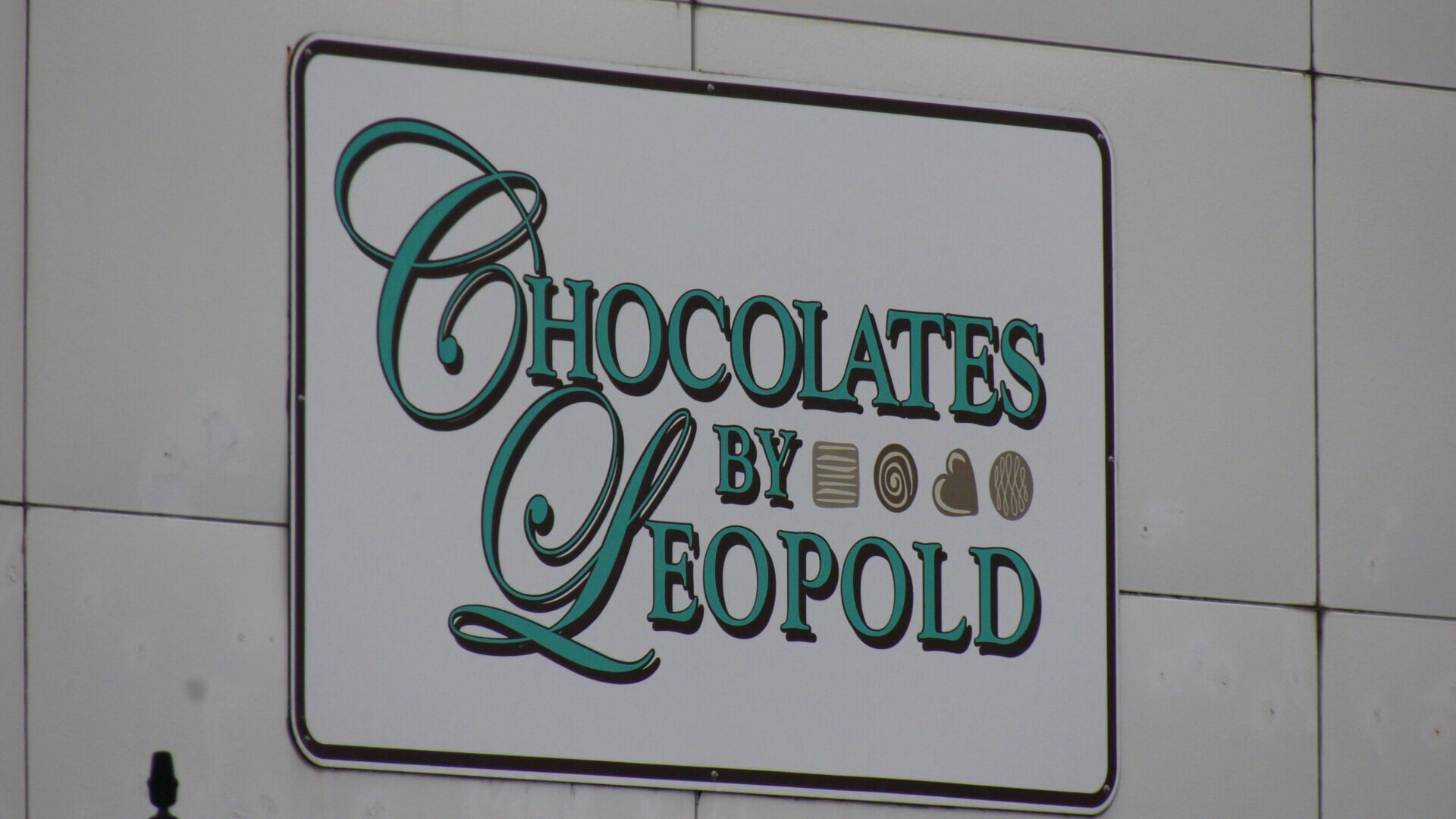 How One Local Candy Shop Makes its Sweet Treats for Easter | News ...