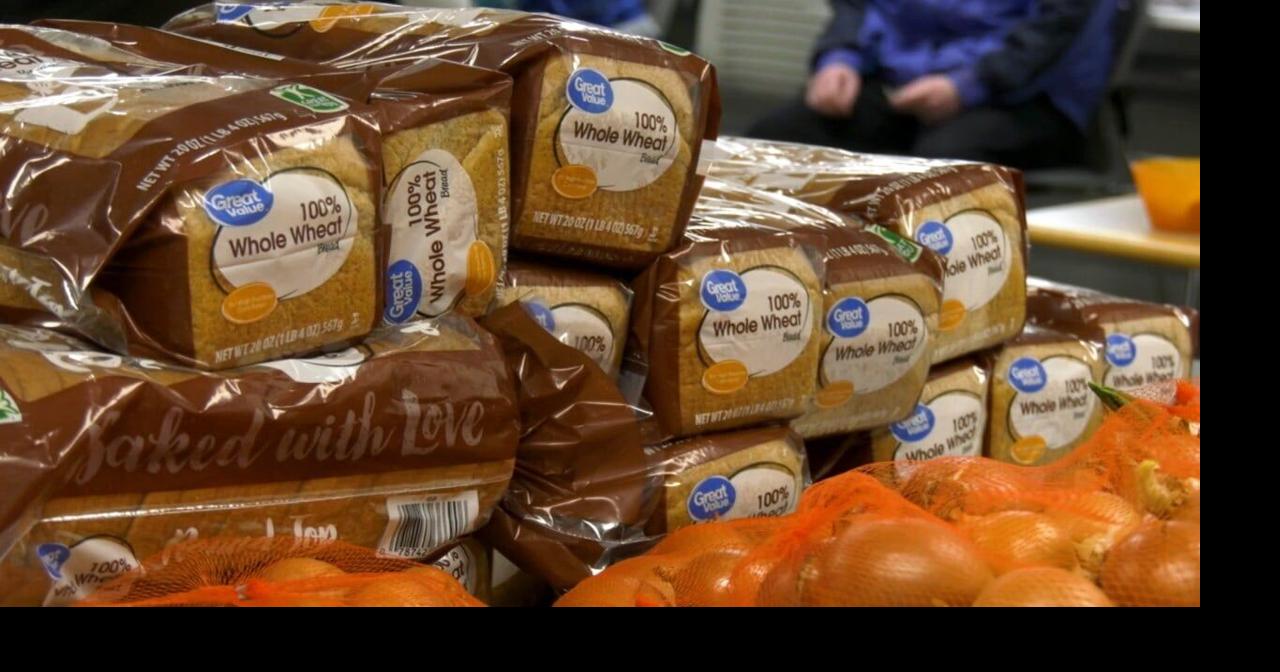Lee Barta Community Center Fighting Hunger with Food Pantry Wednesday's ...