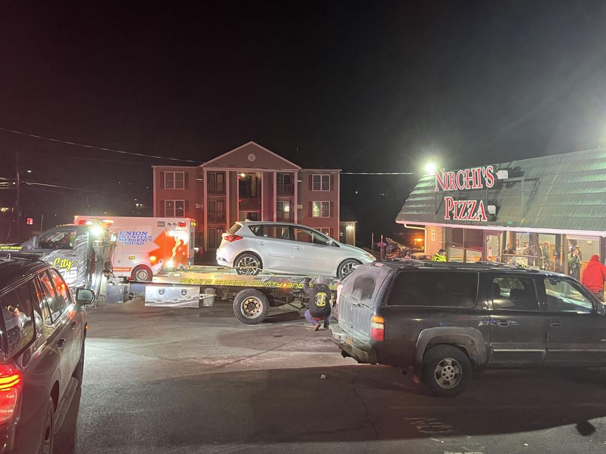 Car crashes into Nirchi's in Endicott | News | wicz.com