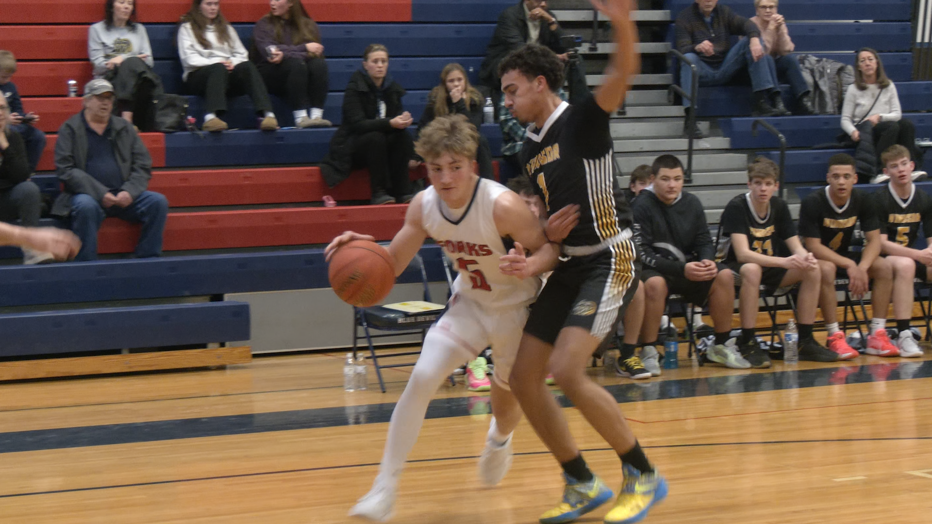 Chenango Forks boys basketball holds off Windsor in thrilling ending ...