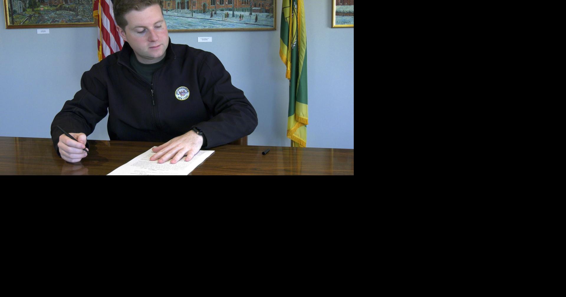 Binghamton Mayor Jared Kraham Officially Signs 2026 | News | wicz.com