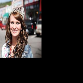 Handing over the Miss Route 66 Williams crown | Features | williamsnews.com