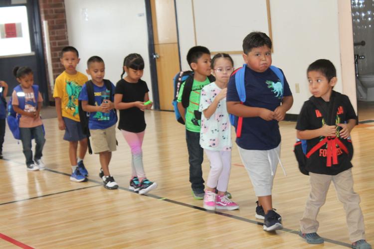 Leupp Elementary School First Day | Photo Galleries | williamsnews.com